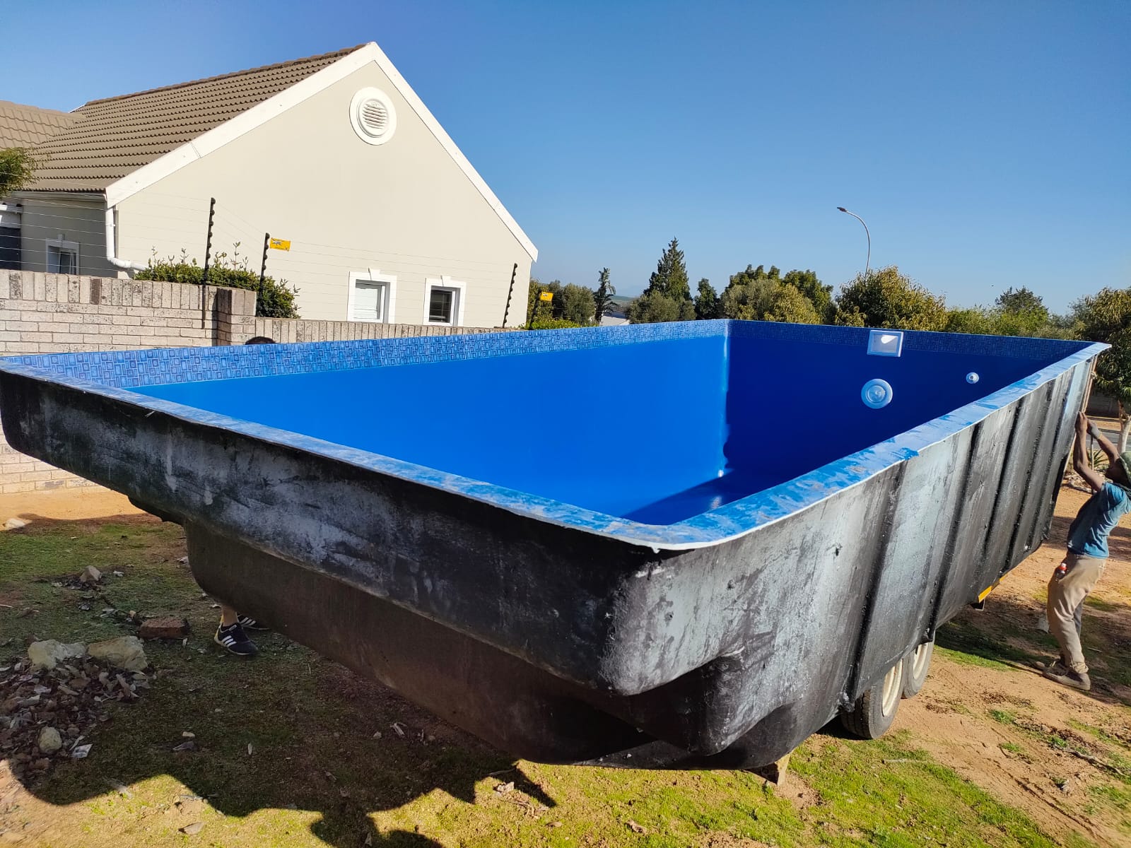 SHELL COLOURS & MOSAICS – 4Eva Fibre Pools Pty (Ltd)